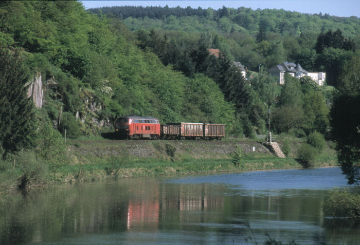 Die Baureihe 216 auf der Lahntalbahn